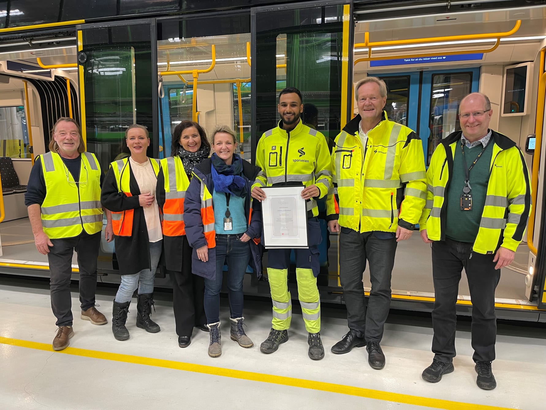 Zeeshan Mohammad kåret til årets renholder i Norge